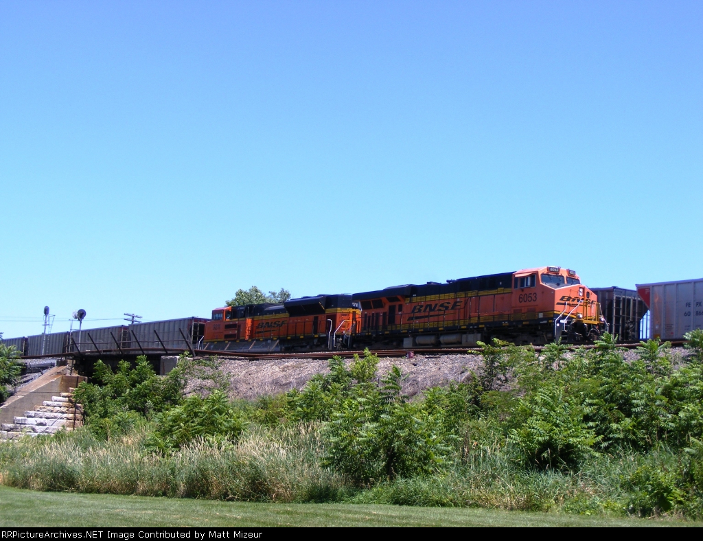 BNSF 6053